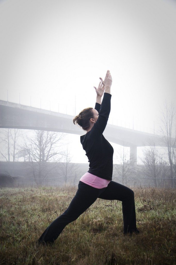 The Right Way to Do Lunges – Fit2B Studio